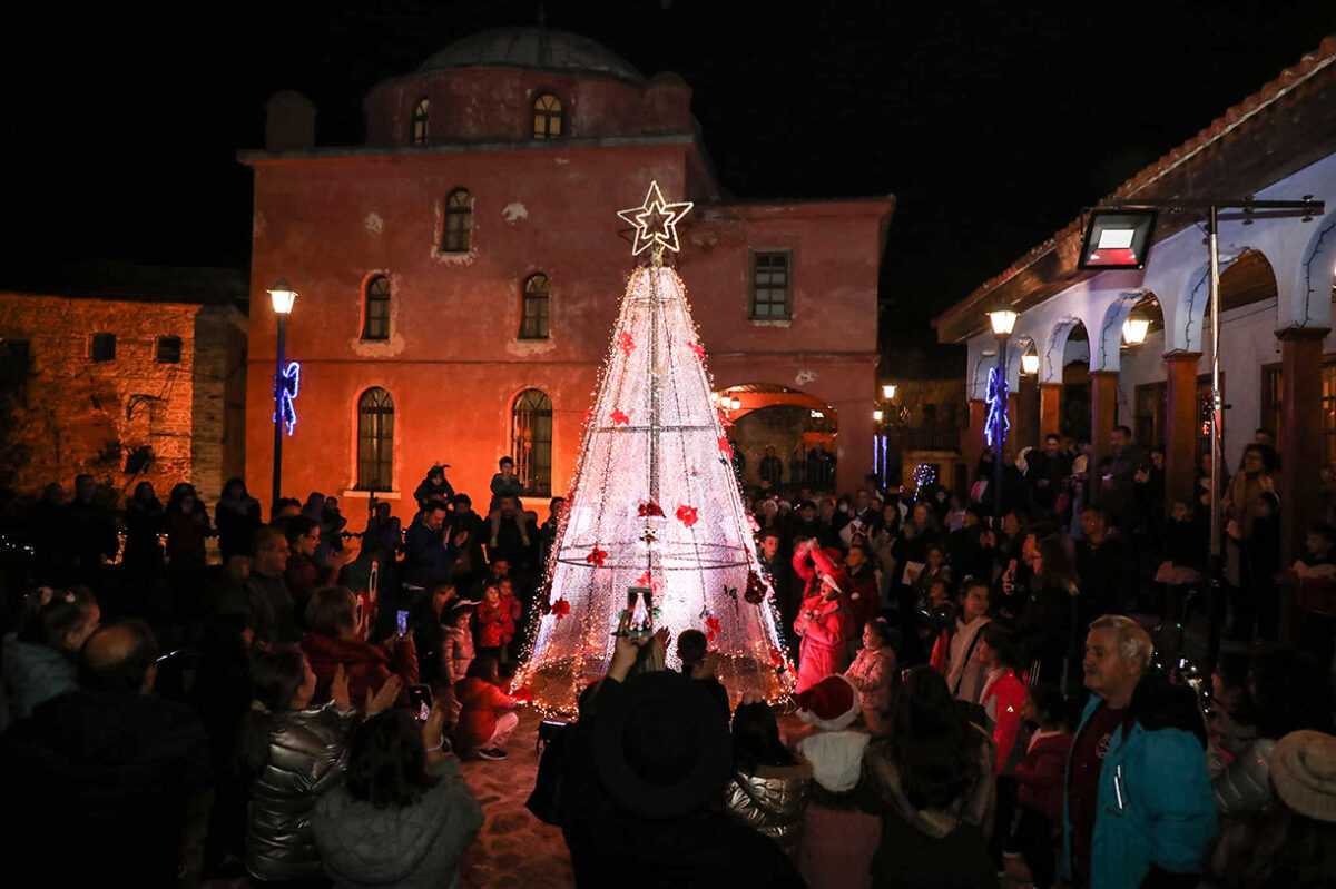 Τα Χριστούγεννα στη συνοικία της Παναγίας – Καβάλα
